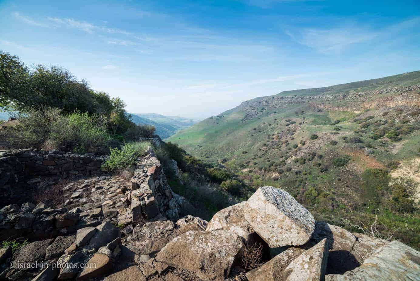 Gamla Nature Reserve – Visitors Guide (Waterfall, Synagogue, Trails ...