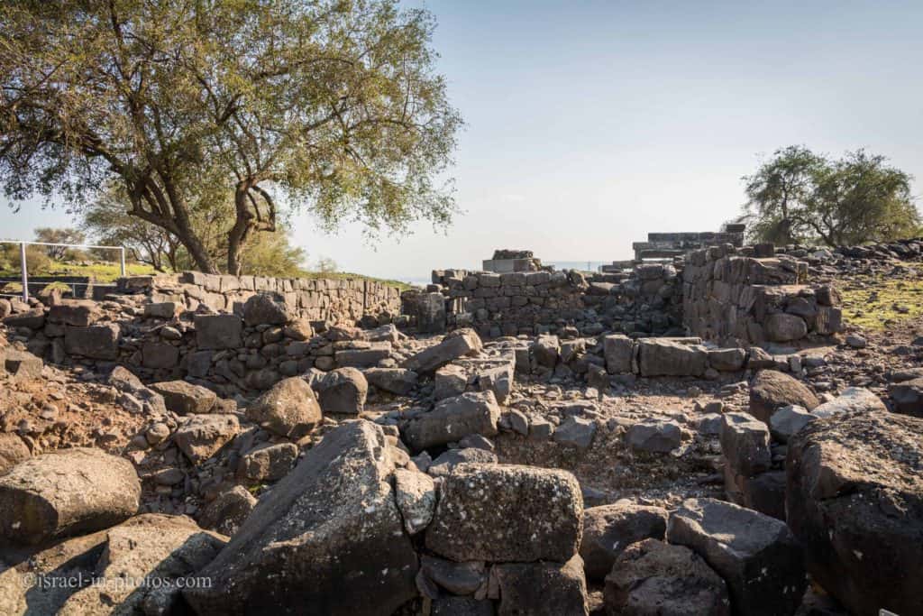 Korazim (Chorazin) National Park - Visitors Guide (Map, Synagogue)