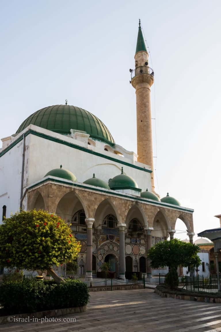Al-Jazzar Mosque (the White Mosque), Acre - Visitors Guide