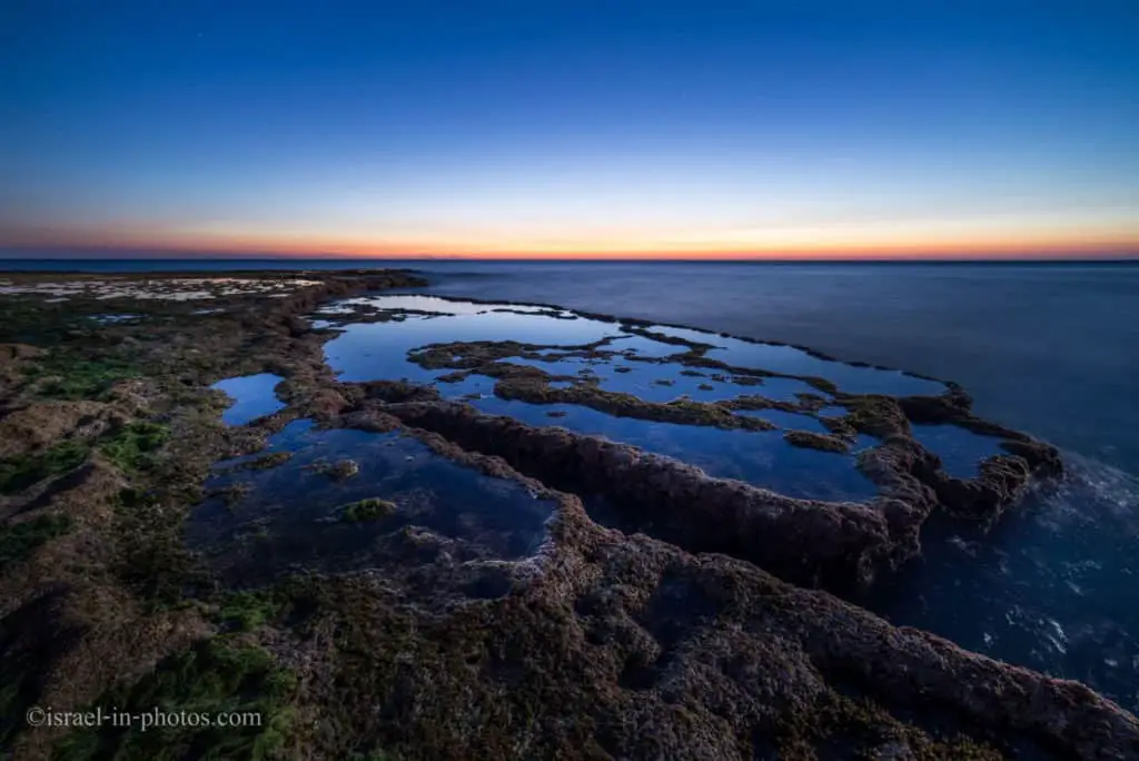 Rosh HaNikra - Full Guide to Stunning Seaside Grottoes