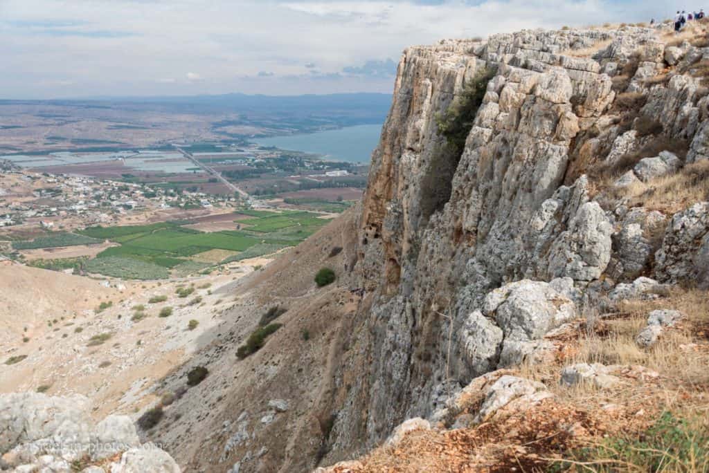 Arbel National Park - Visitors Guide (with Tracks)