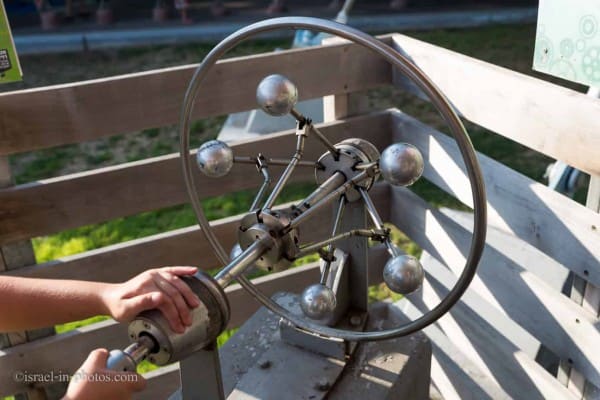 Garden of Science at Weizmann Institute - Visitor Guide