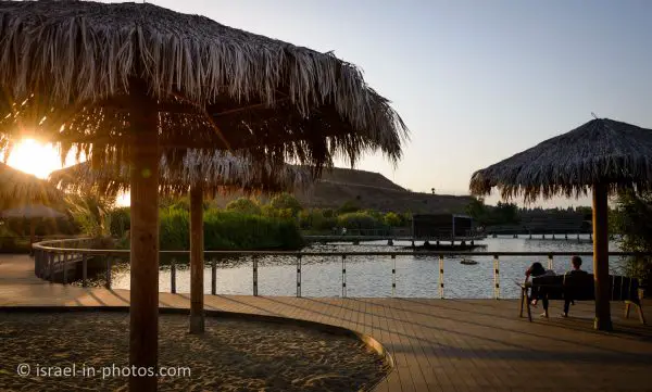 Hod HaSharon Park - Park by Ecological Lake - Visitors Guide