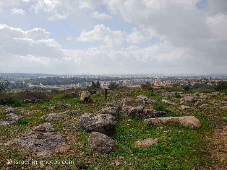 Shoham Forest Park - Nature with Trails and Antiquities