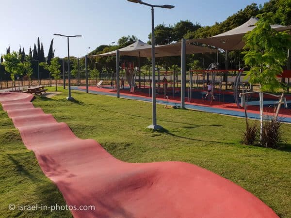 Raanana Park - Ideal place for Families - Visitors Guide