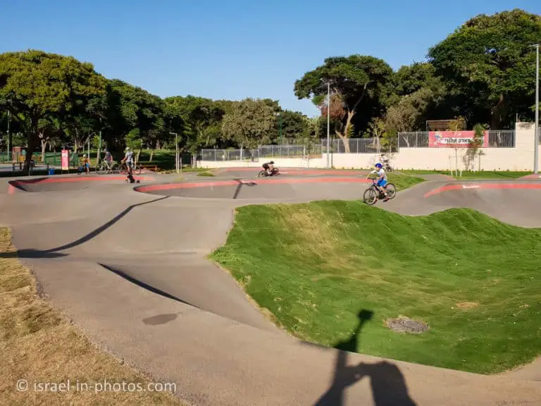 Raanana Park - Ideal place for Families - Visitors Guide