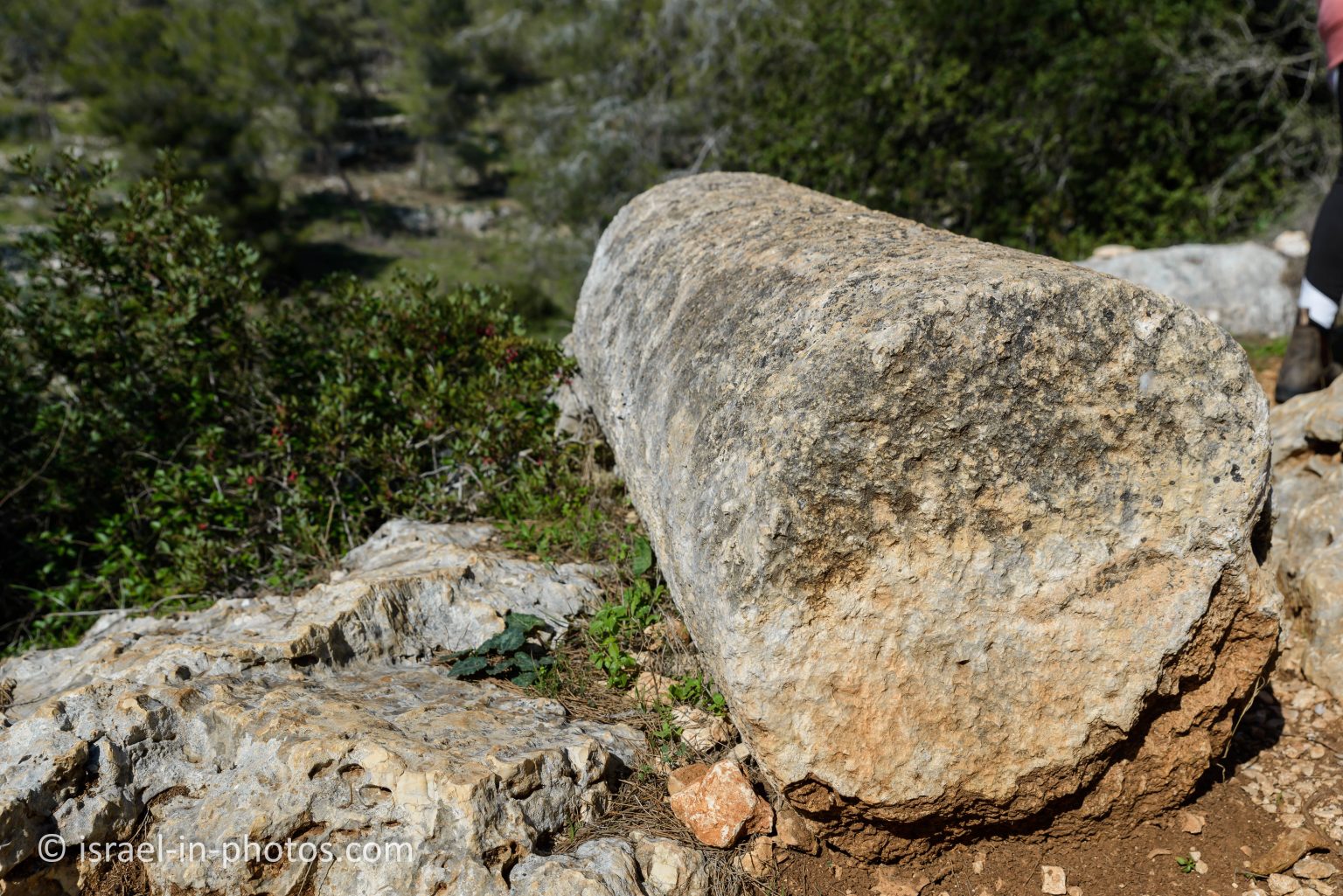 Caesar Trail and Khirbet Hanoot - Visitors Guide