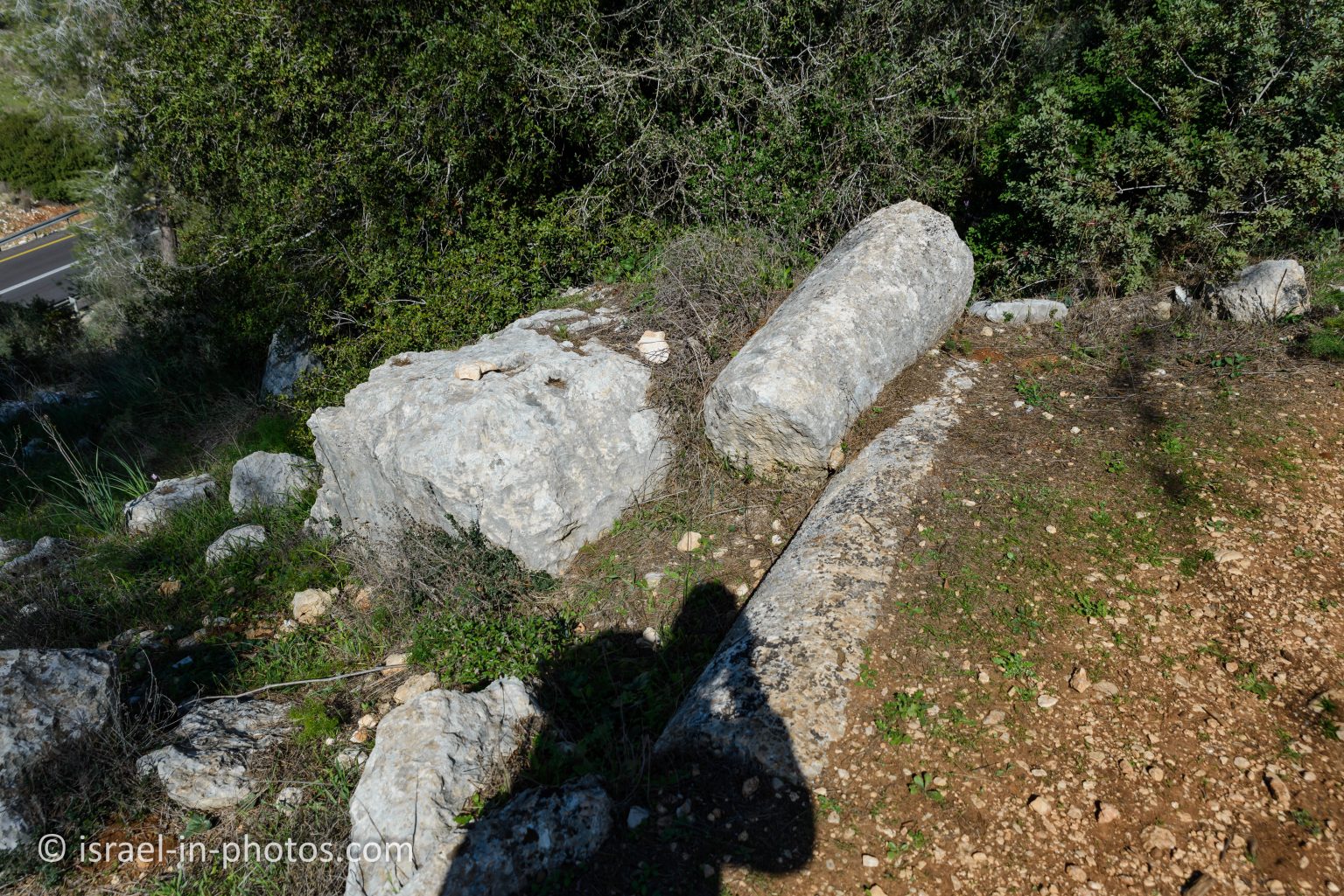 Caesar Trail and Khirbet Hanoot - Visitors Guide