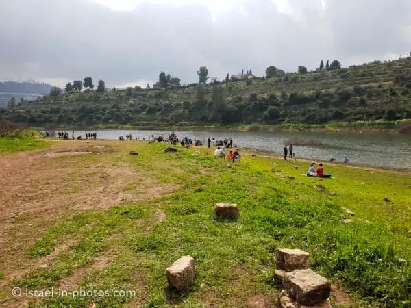 Beit Zayit Reservoir, Seasonal Lake by Jerusalem - Visitors Guide ...