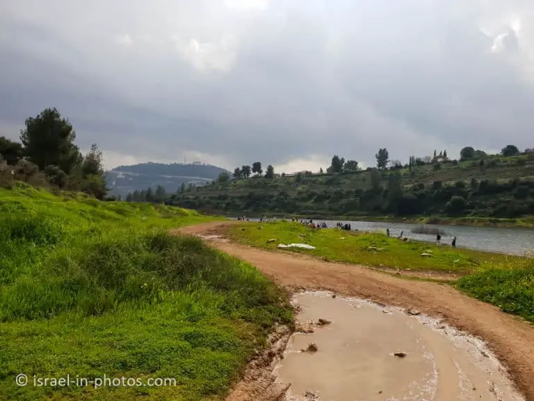 Beit Zayit Reservoir, Seasonal Lake by Jerusalem - Visitors Guide ...