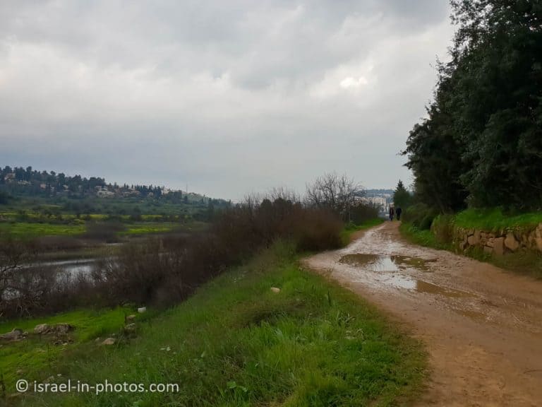Beit Zayit Reservoir, Seasonal Lake by Jerusalem - Visitors Guide ...
