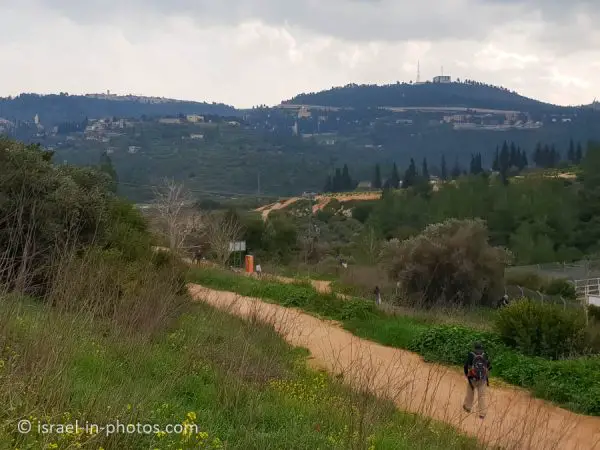 Beit Zayit Reservoir, Seasonal Lake by Jerusalem - Visitors Guide ...