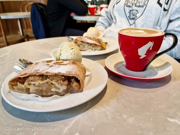 Bialik House, Tel Aviv - Visitors Guide - Israel in Photos