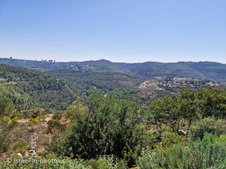 Sataf - Hiking Trails near Jerusalem - Visitors Guide - Israel in Photos