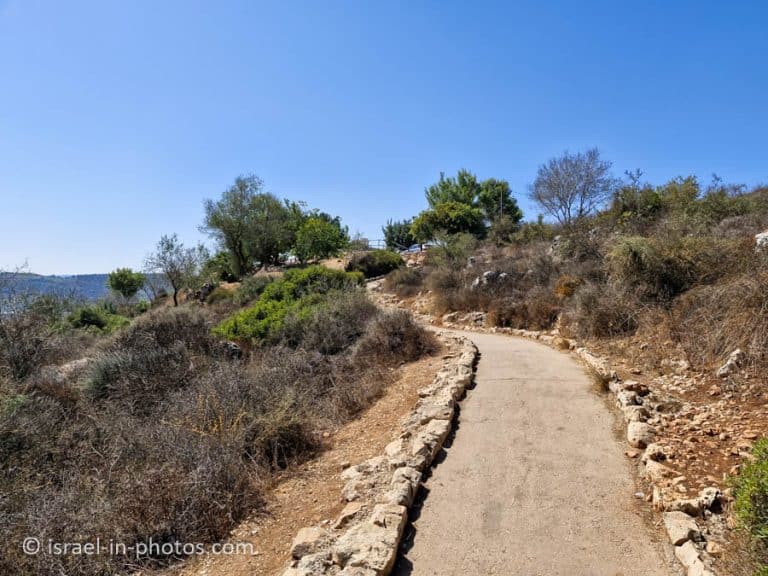 Sataf - Hiking Trails near Jerusalem - Visitors Guide - Israel in Photos