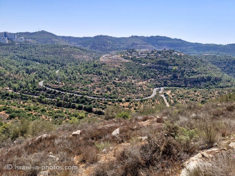 Sataf - Hiking Trails near Jerusalem - Visitors Guide - Israel in Photos
