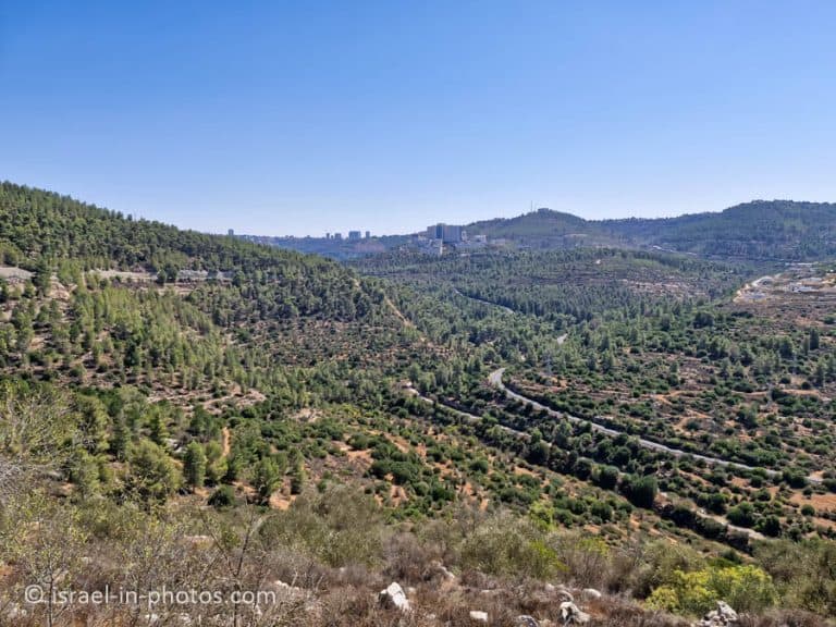 Sataf - Hiking Trails near Jerusalem - Visitors Guide - Israel in Photos