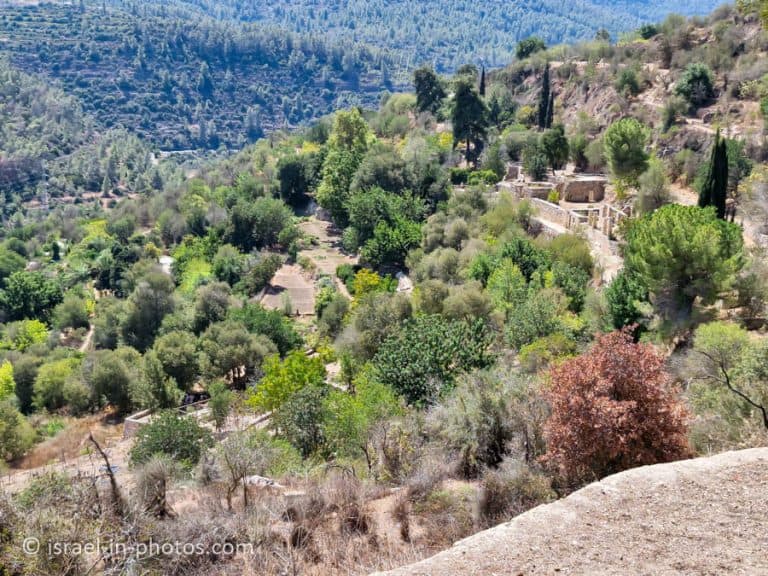 Sataf - Hiking Trails near Jerusalem - Visitors Guide - Israel in Photos