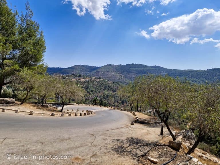 Sataf - Hiking Trails near Jerusalem - Visitors Guide - Israel in Photos
